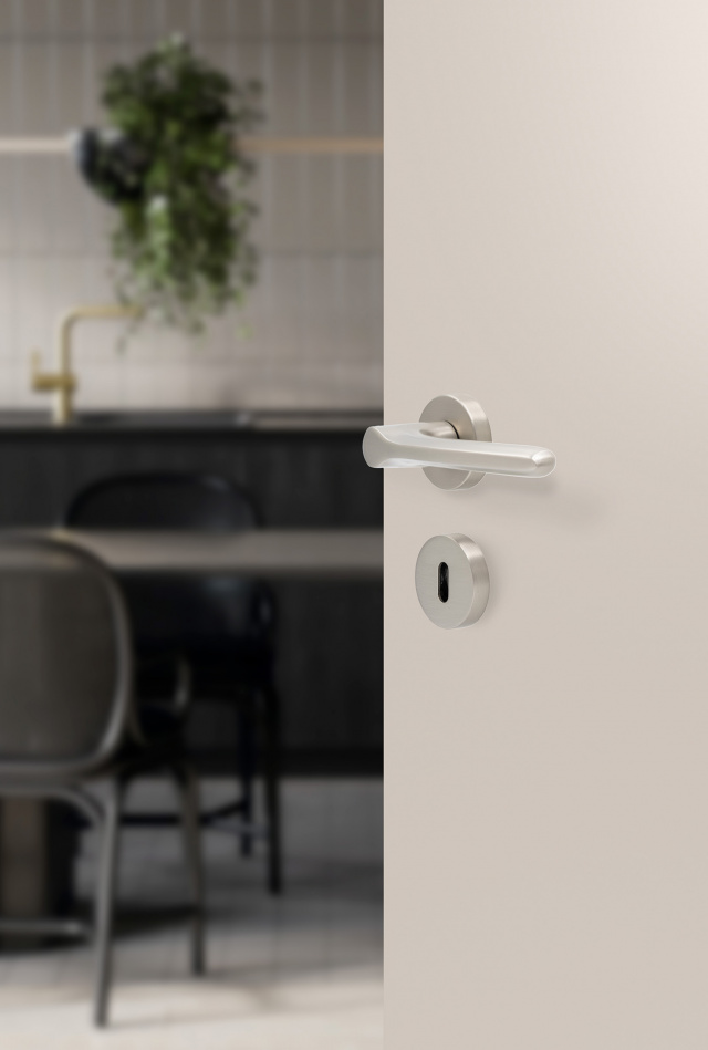 Door handle for interior doors with modular lock | Beslag Design